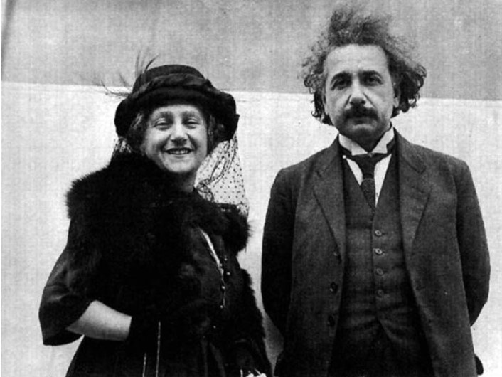 Untypische Ansichten über die Ehe: Wie Albert Einstein mit einer Verwandten verheiratet war ...