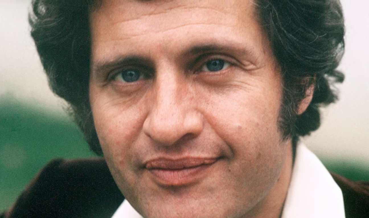 Joe Dassin: Wie der Enkel russischer Einwanderer ein französischer Star ...