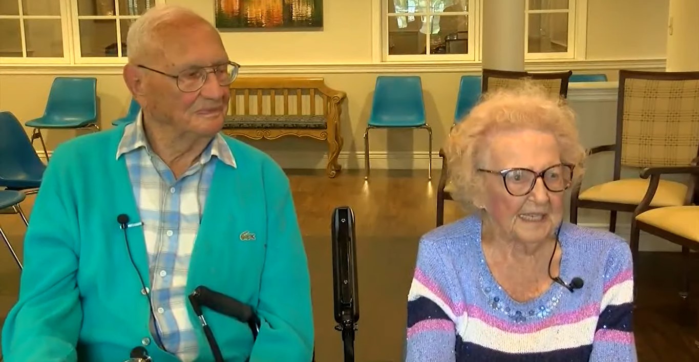 "Es war nicht geplant": Ein Paar im Alter von 100 und 102 Jahren verliebt sich im Altersheim und ...