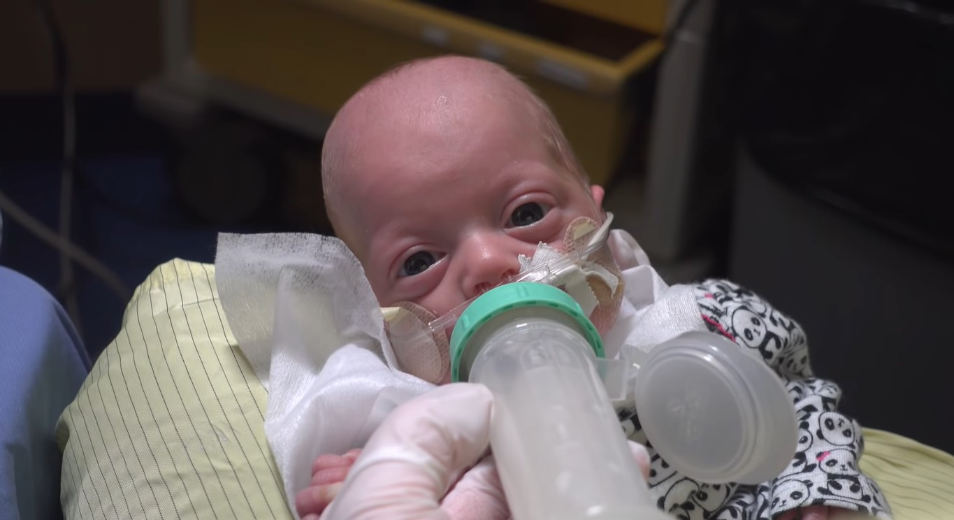Das einen Tag alte Baby wurde in der Babybox gelassen: Für ein Paar war ...