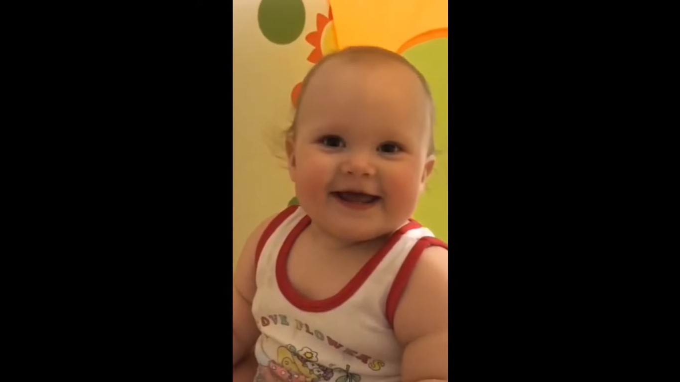 Alleinerziehende Mutter bekommt Baby mit 50 und sagt, es sei "der ...