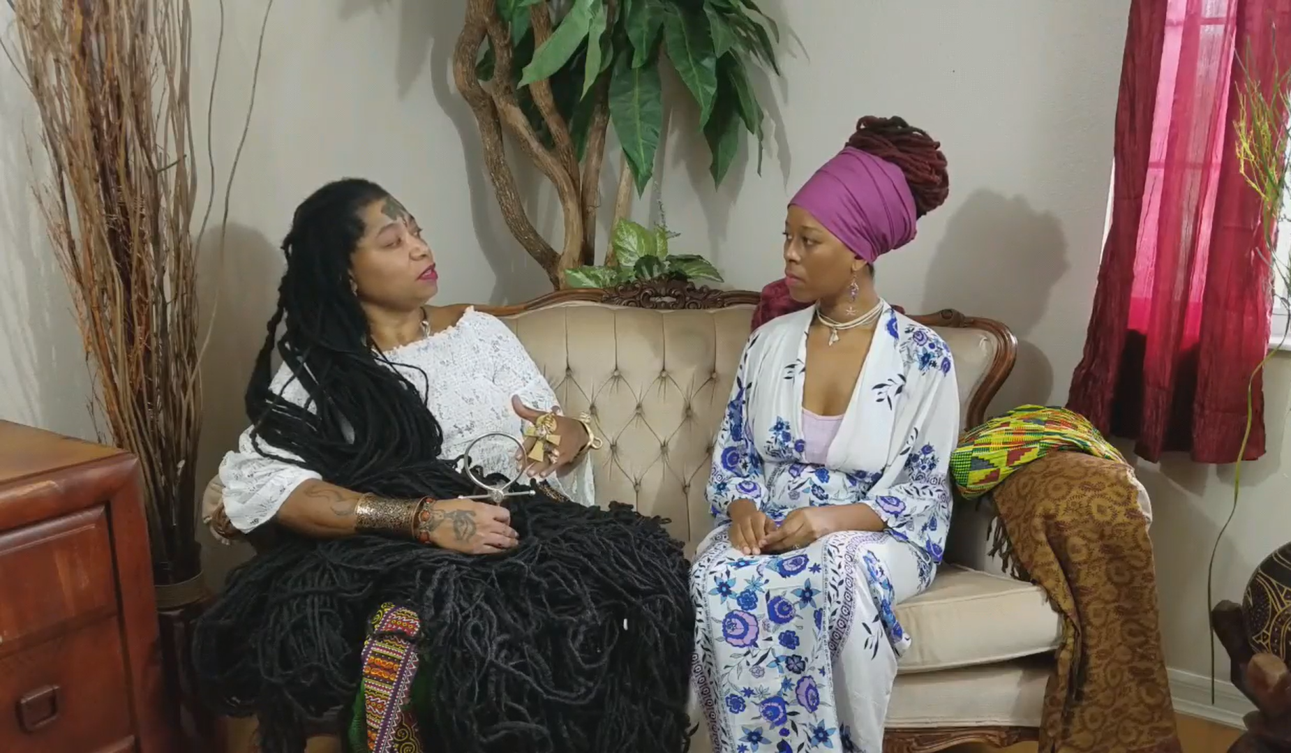 Die Frau mit den längsten Dreadlocks der Welt: Warum Asha Mandela ihr ...